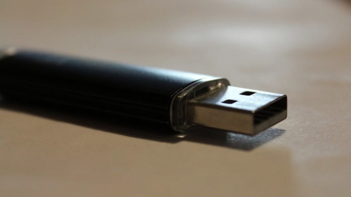 If You Find A USB Stick DO NOT Use It: Beware of the Rubber Ducky ...